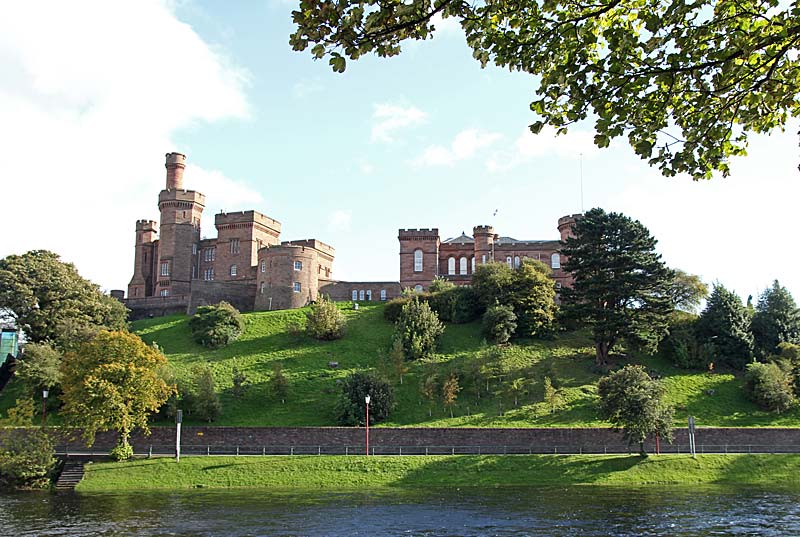 City of Inverness - Capital of the Highlands - Scotland Info Guide